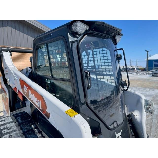 BOBCAT CAB ENCLOSURE | C/F Series – SkidSteerCabs.com